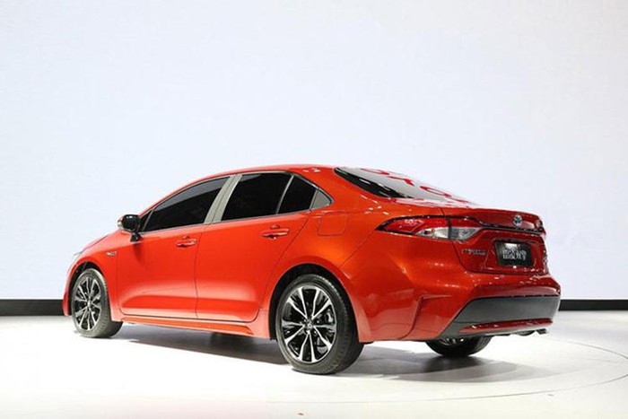 Toyota Levin 2019 xế bình dân đẹp hơn Toyota Altis – Baoxehoi